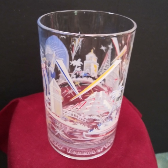 Disney | Dining | Mickey Mouse 25th Anniversary Disney World Glass ...